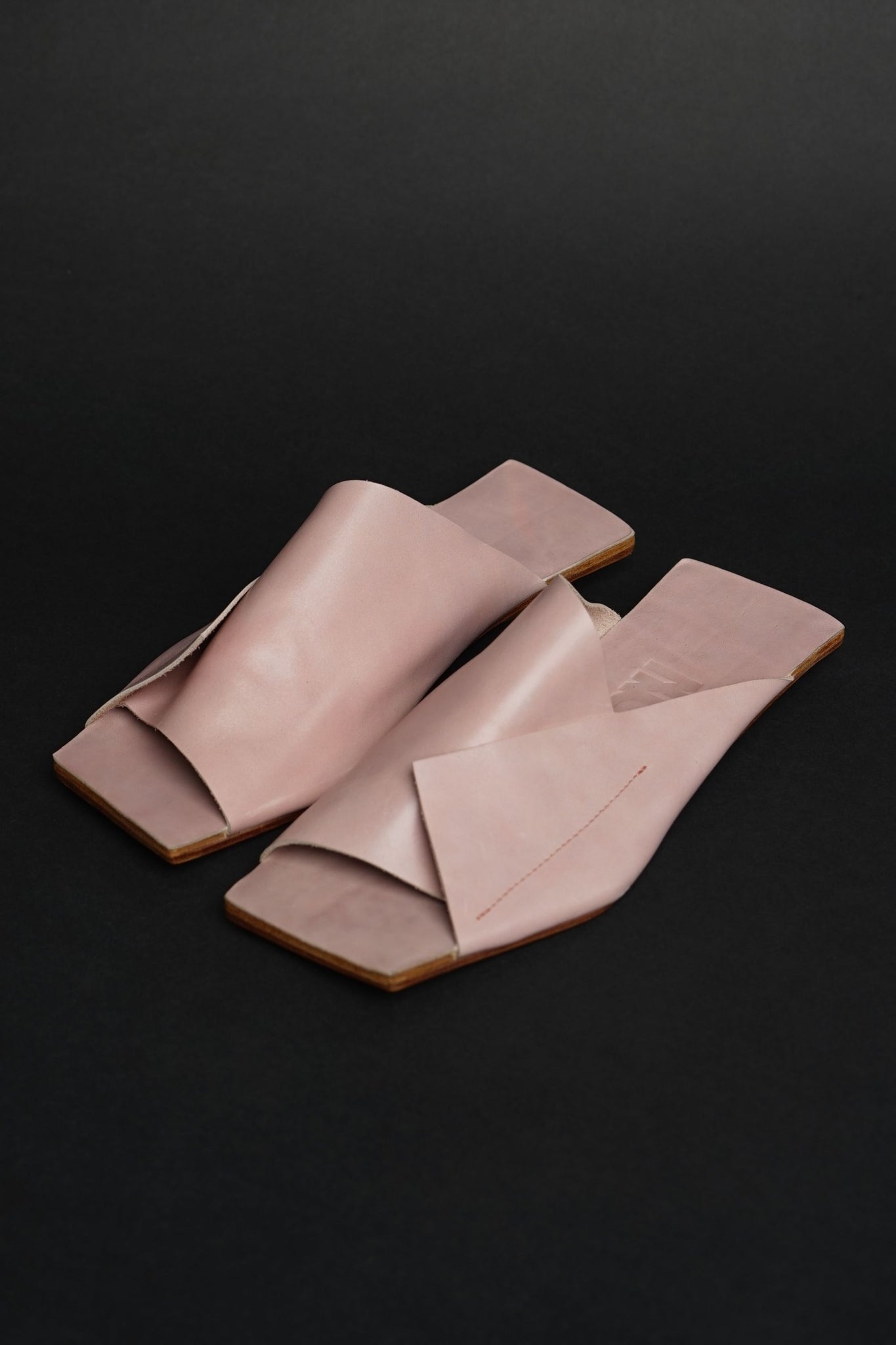 Amos Handcrafted Pink Leather Slides – NINObrand